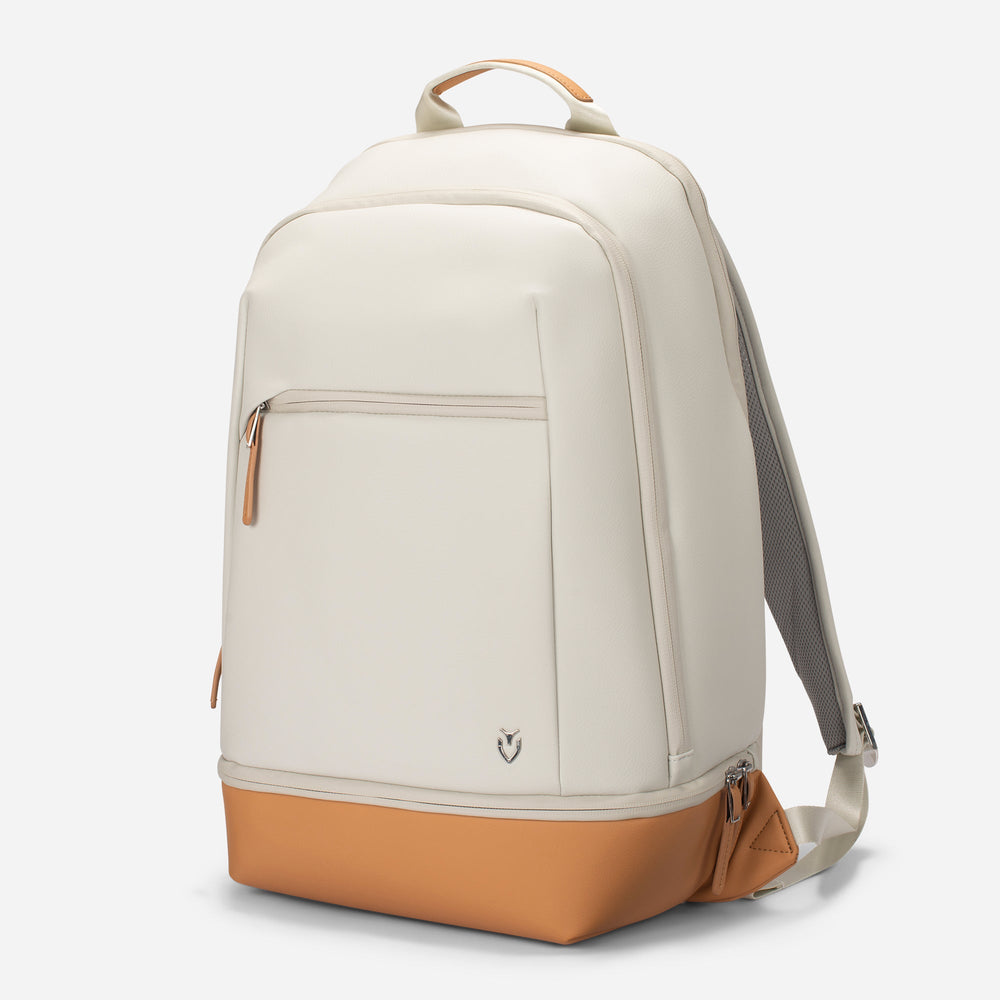 Signature Plus Backpack in Latte