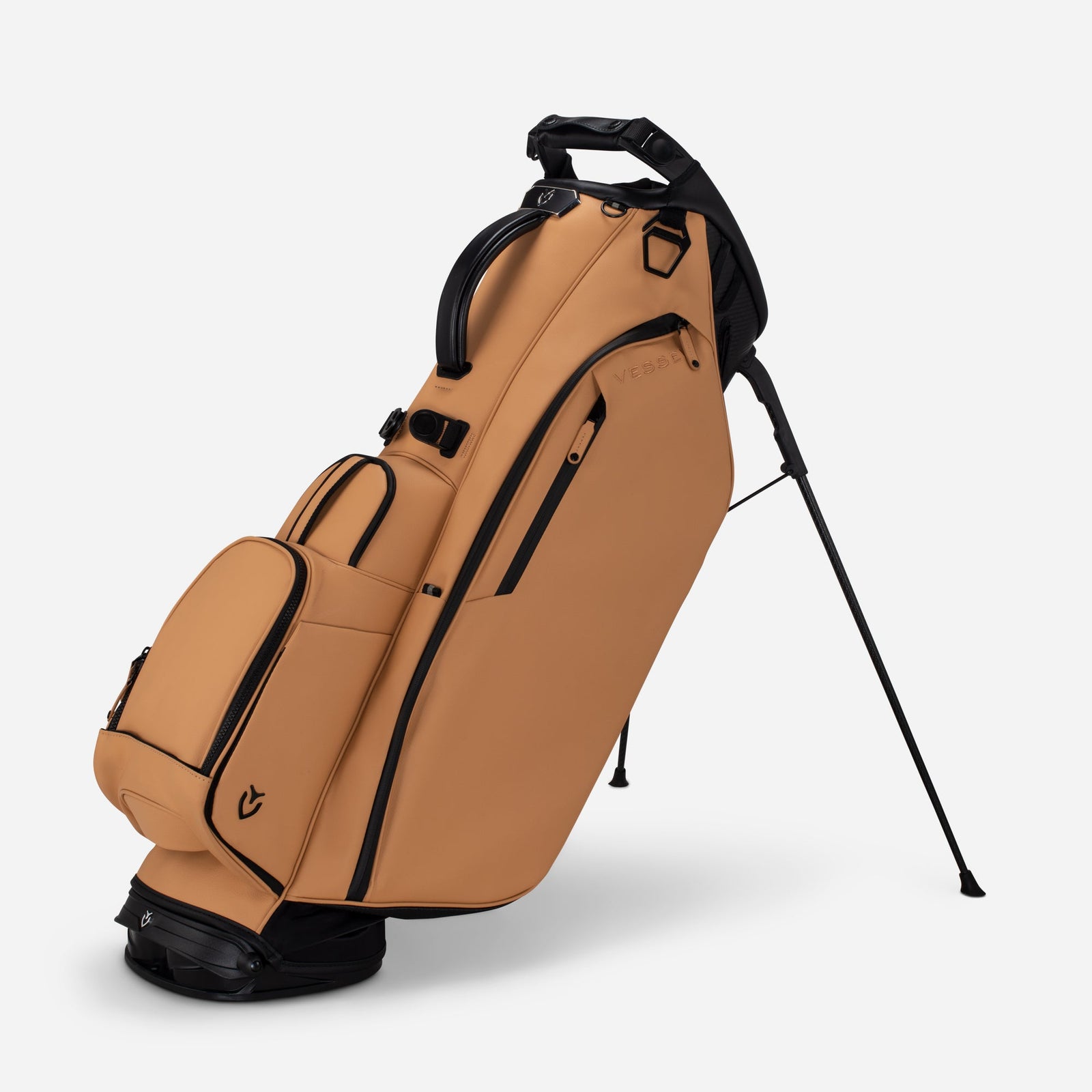 VESSEL UK | Luxury Performance Golf Gear, Golf Bags & More